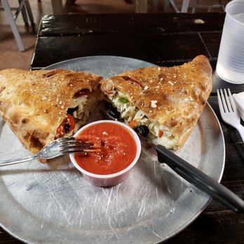 Serial Grillers - 481 Photos & 685 Reviews - Pizza - 5737 E Speedway ...