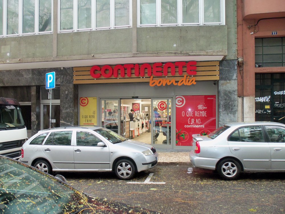 Continente Bom Dia - Grocery - Av. Almirante Barroso, 9, Estefânia ...