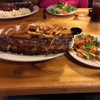 Hawthorne’s Backyard Bar & Grill - 49 Photos & 143 Reviews - Bars ...