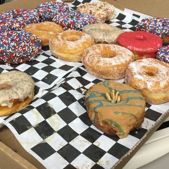 Diablo Doughnuts - 134 Photos & 78 Reviews - Donuts - 717 S Broadway ...