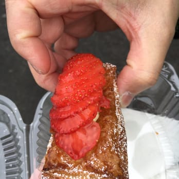 Fuji Bakery - 364 Photos & 199 Reviews - Bakeries - 526 S King St ...