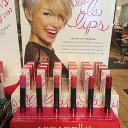 Razmataz Salon - 35 Photos & 56 Reviews - Hair Salons - 805 S Main St ...