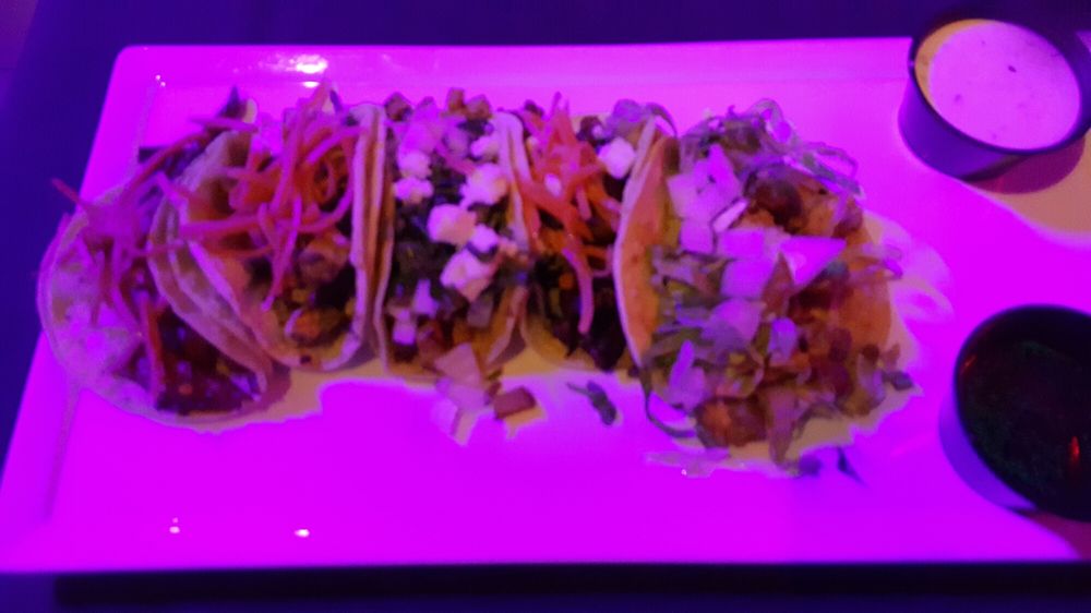 Totally 80’s Bar & Grille - 268 Photos & 397 Reviews - Bars - 2512 W ...