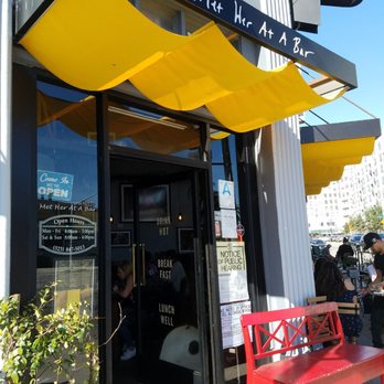 Met Her At A Bar - 363 Photos & 148 Reviews - Cafes - 759 S La Brea Ave ...