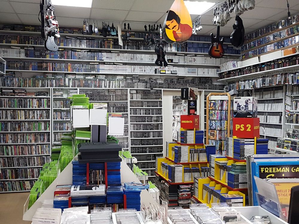 Freeman Games - 50 Photos - Video Game Stores - Wassertorstr. 59 ...