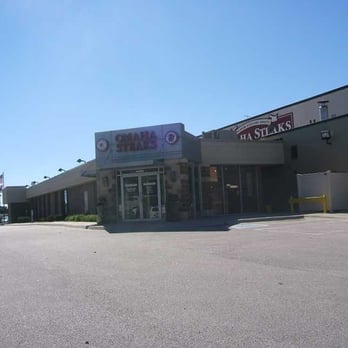 Omaha Steaks - 15 Photos & 40 Reviews - Meat Shops - 4400 S. 96th St ...