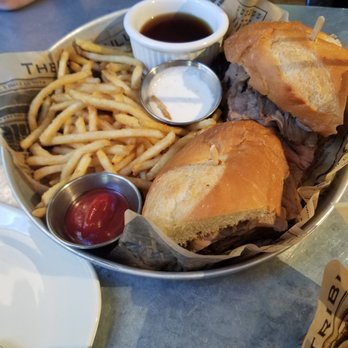 Cafeteria 15L - 2580 Photos & 1925 Reviews - American (Traditional ...