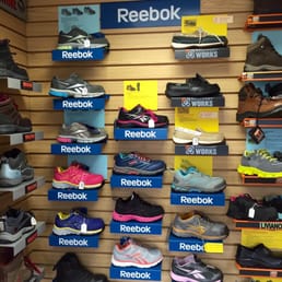 Tomcas Work & Safety Shoes - Shoe Stores - Calle 514, Carolina, Puerto ...