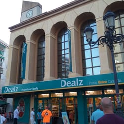Dealz - Discount Store - Calle Danza Invisible, 6, Torremolinos, Málaga ...