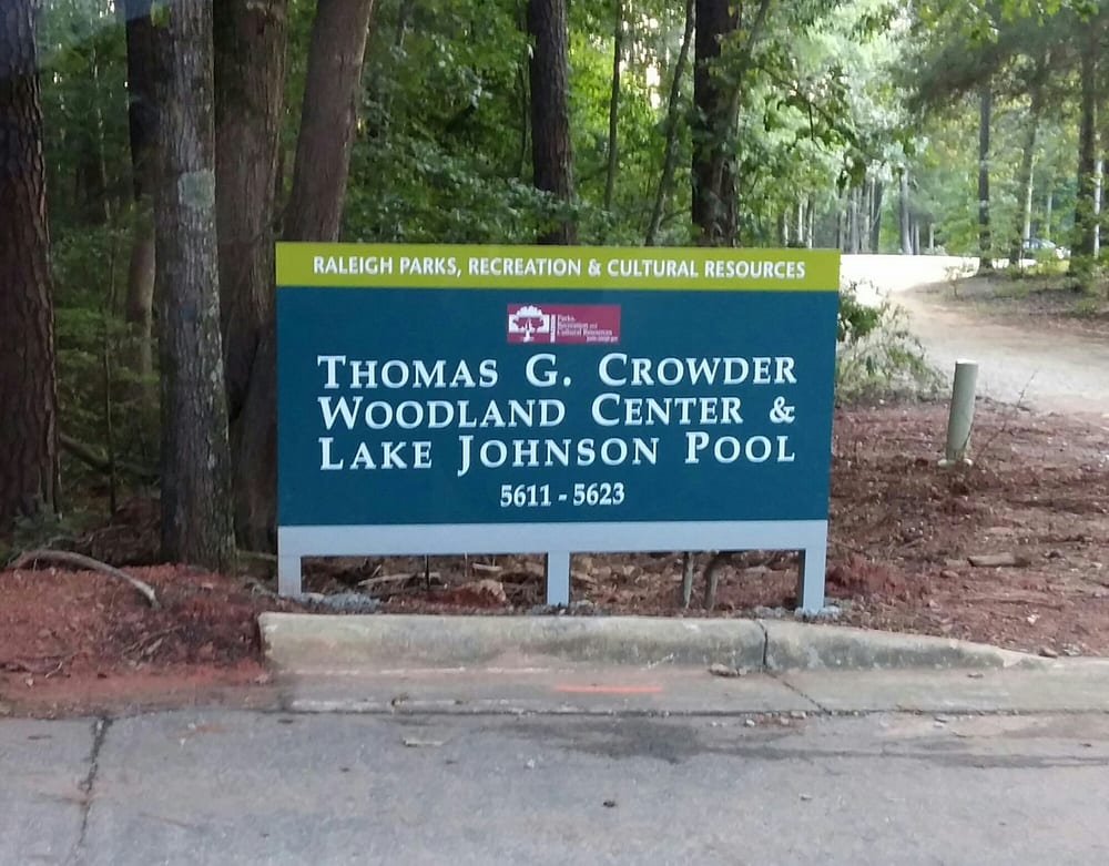 Thomas G Crowder Woodland Center and Lake Johnson Pool - Parks - 1412 ...