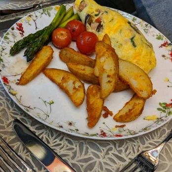 Bloom & Bee - 482 Photos & 136 Reviews - American (New) - 1600 West ...