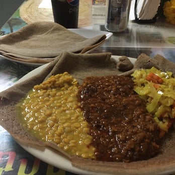 Mesob Cafe - 75 Photos & 70 Reviews - Ethiopian - 404 S Parliament Dr ...