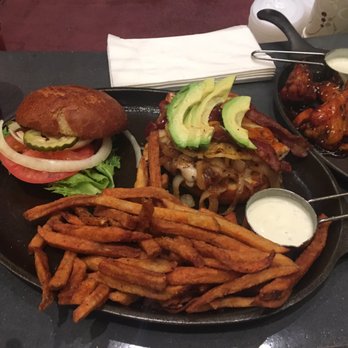 The Spoke on Center - 144 Photos & 180 Reviews - American (Traditional ...