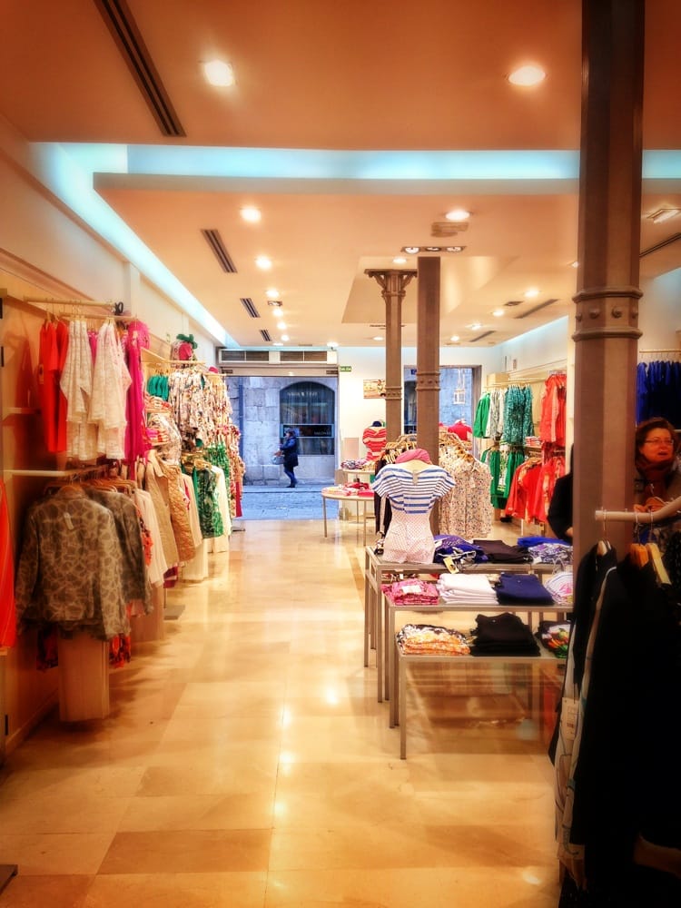 Punto Roma - Women's Clothing - Calle San Juan, 20, Burgos, Spain ...