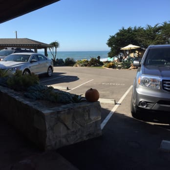 Cambria Shores Inn - 166 Photos & 143 Reviews - Hotels - 6276 Moonstone ...