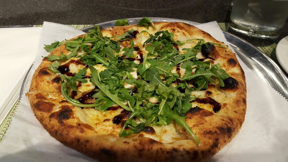 Fresh Kitchen By Robert Irvine - 12 Reviews - Pizza - Washington Blvd ...