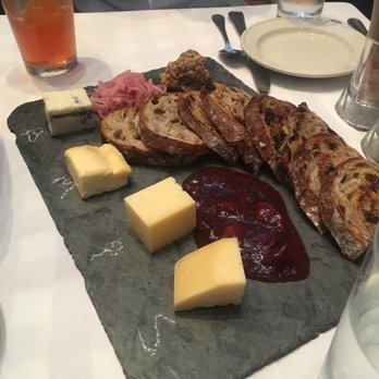 Clyde’s of Georgetown - 886 Photos & 1040 Reviews - American ...