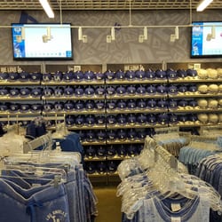 Dodgers Official Team Store - 129 Photos & 14 Reviews - Sports Wear ...